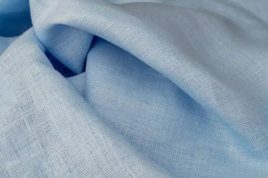 Plain Weave Fabric: The Go-To Textile For Durable Clothing